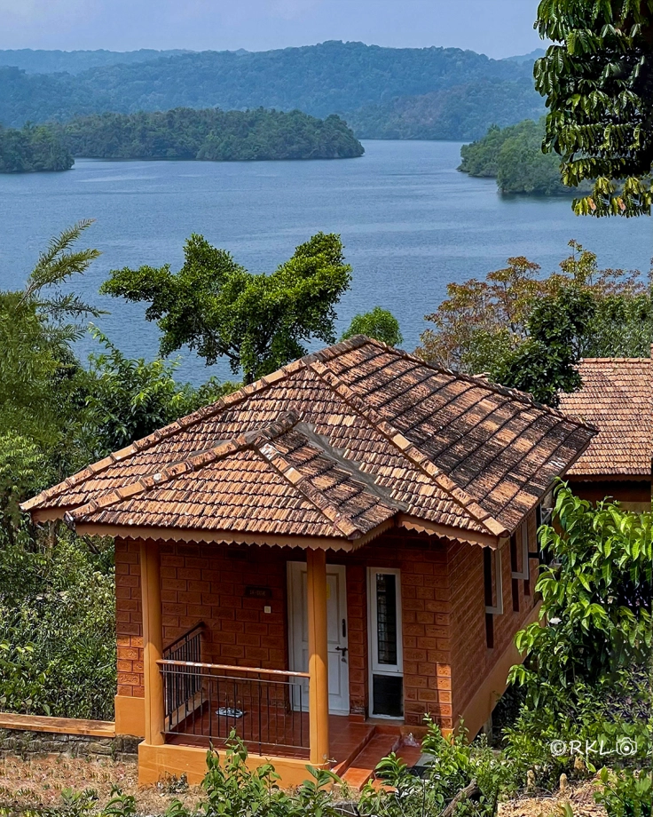 Explore Mandagadde Bird Sanctuary | Jungle Lodges and Resorts Stay