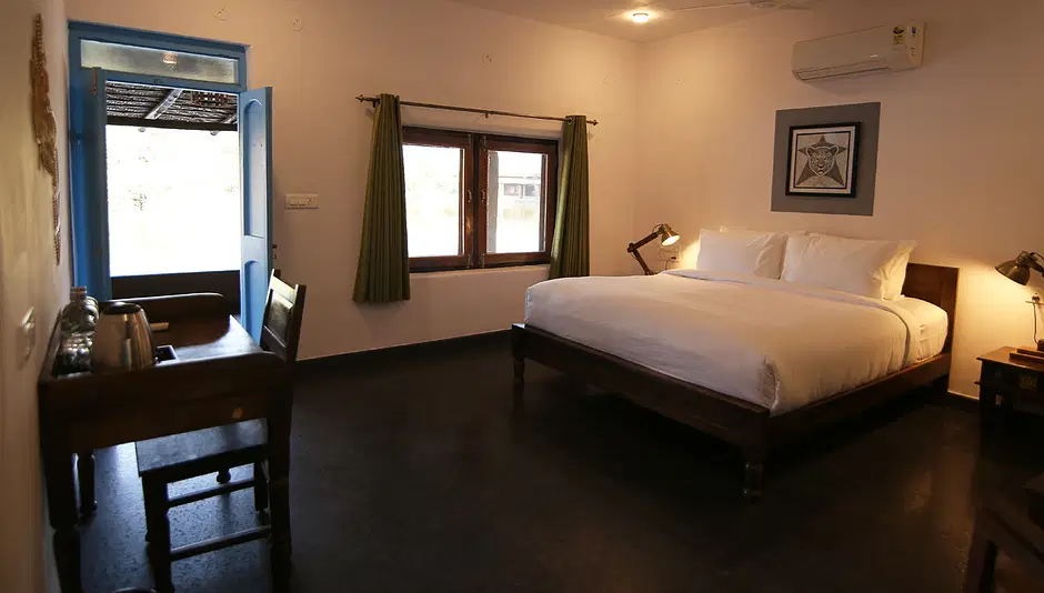 Hampi Travel Guide: Top Resorts, Heritage, and Adventures
